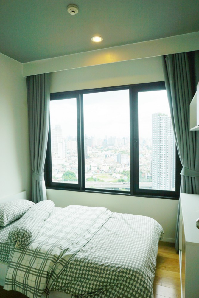 Scancondo | ให้เช่า ด่วน!! คอนโด บลอคส์ 77 ห้องมุม เฟอร์นิเจอร์พร้อมเครื่องใช้ไฟฟ้าครบครัน จองเลย!!